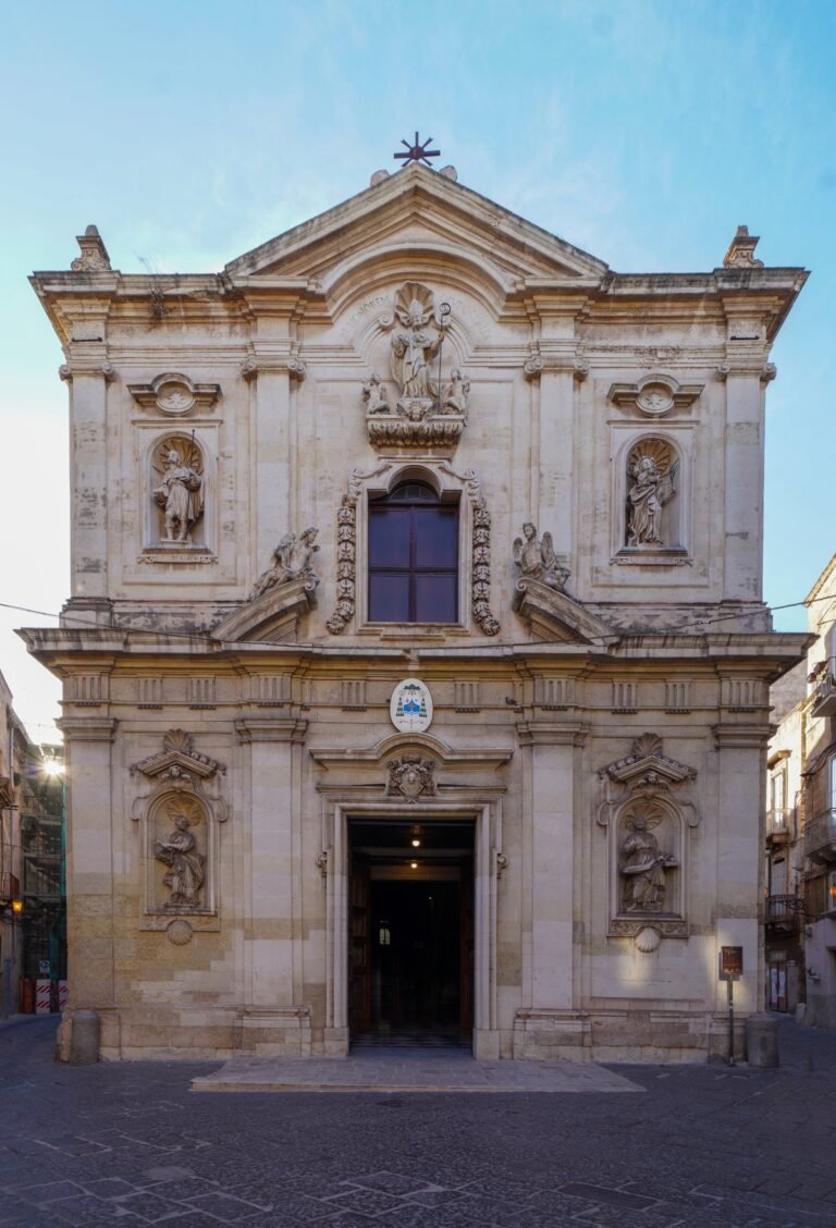 Was es in Tarent zu sehen gibt: 10 Stationen zwischen Museen, Burgen ...